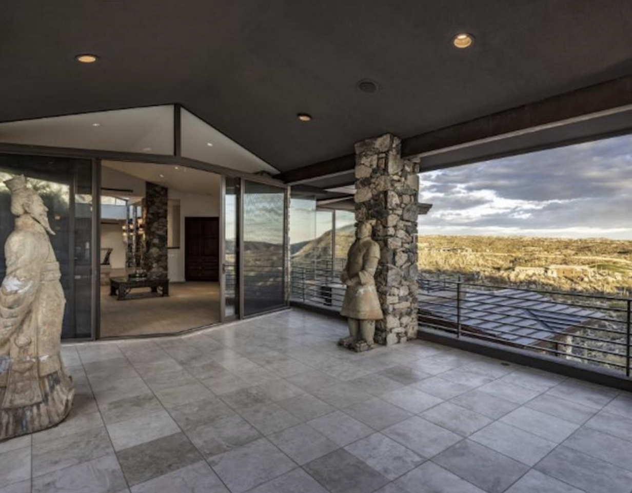 Steven Seagal puts bulletproof mansion on market - Rose Law Group Reporter